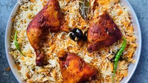 Delicious and Easy Chicken Mandi Recipe with Smoky Flavor - RecipeRapture
